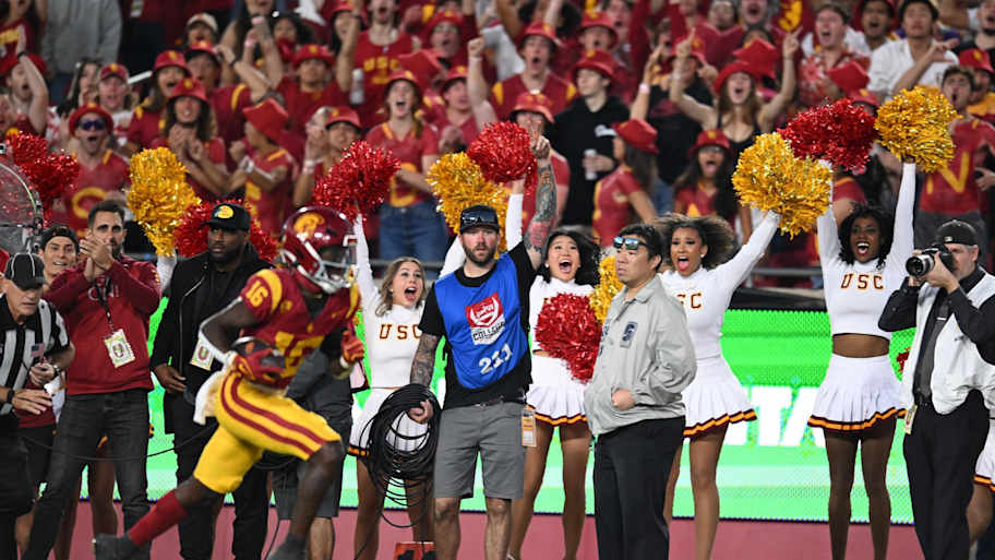Delta Adds New Flights for USC Trojans Football Fans: How to Book Game ...