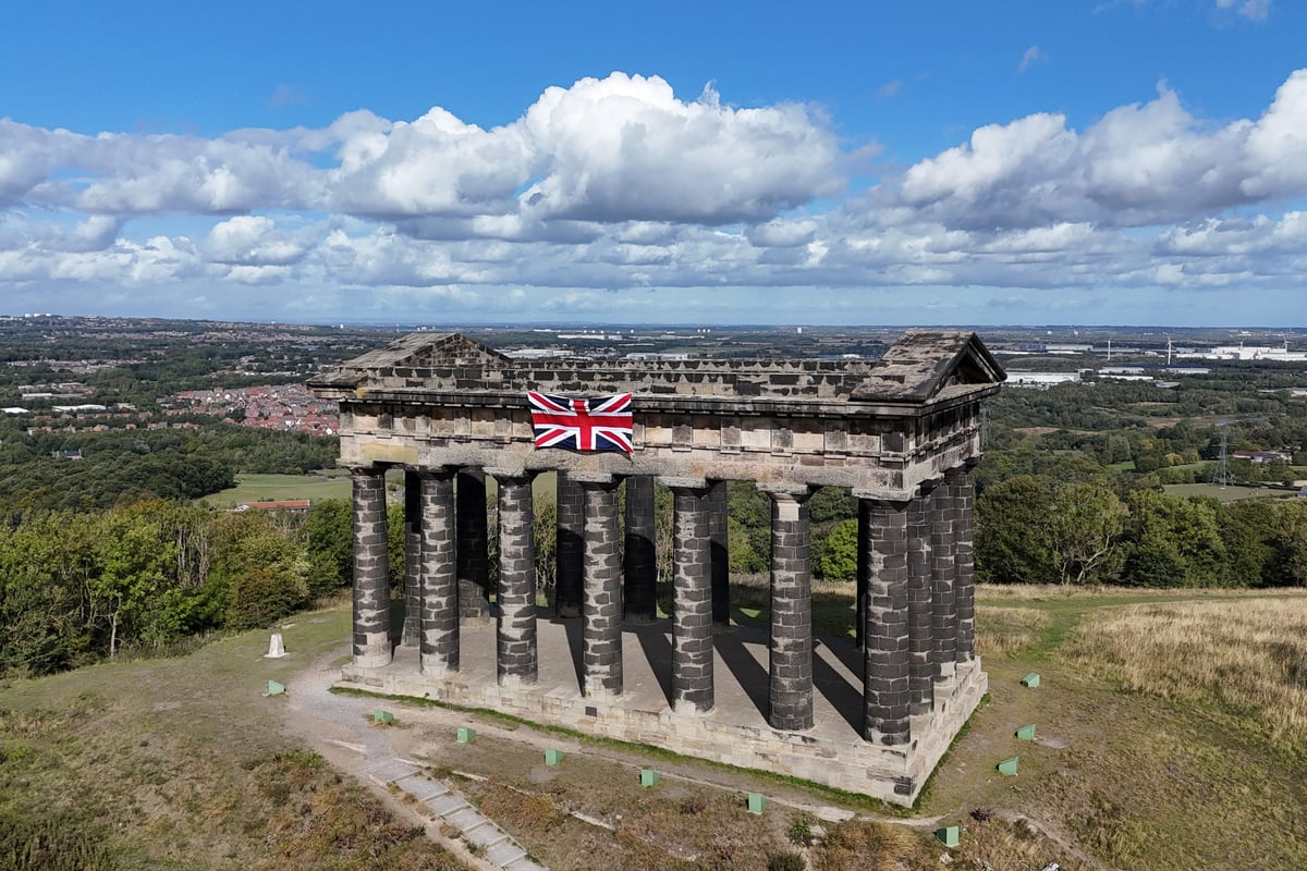 National Trust to remove Union flag flown from monument without permission