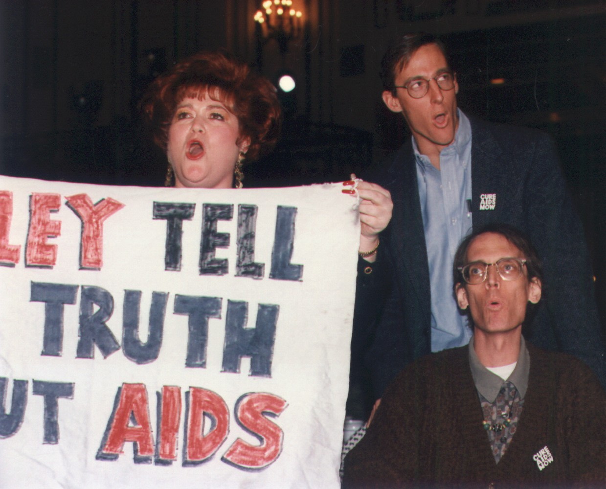 Lori Cannon, ‘AIDS Angel of Chicago,’ Dies at 74