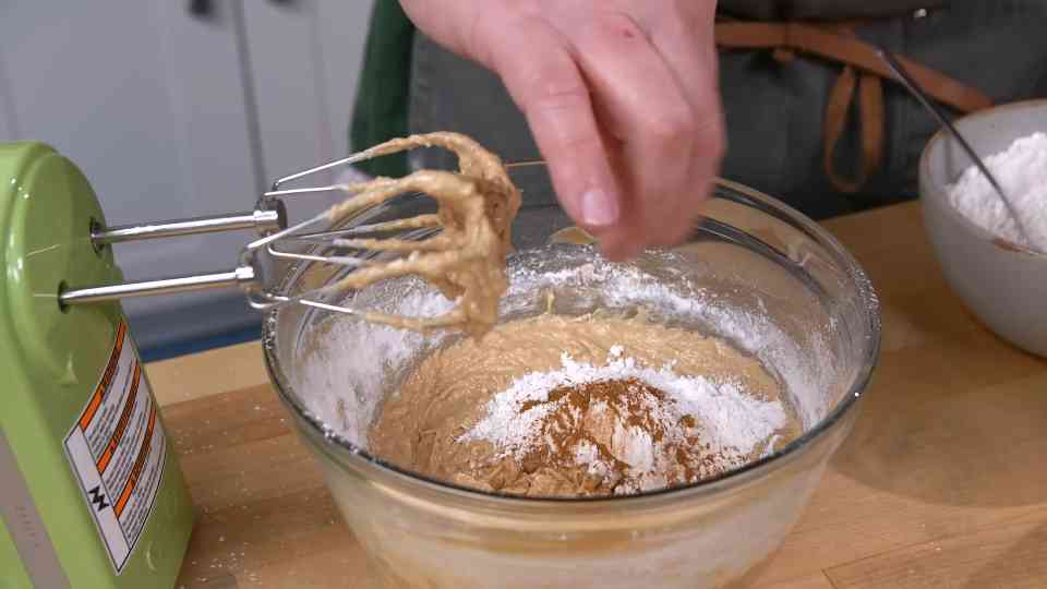 1892 Barrie Sponge Cookies Recipe - Old Cookbook Show