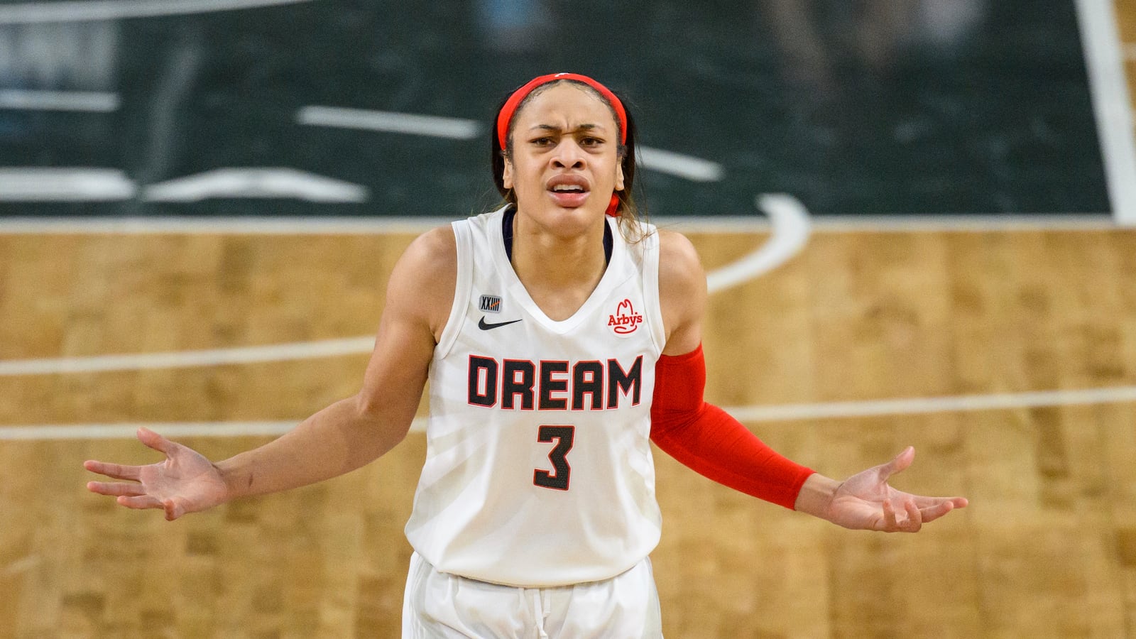 Revisiting Chennedy Carter's 3 Impressive WNBA Years as She Makes Saudi ...