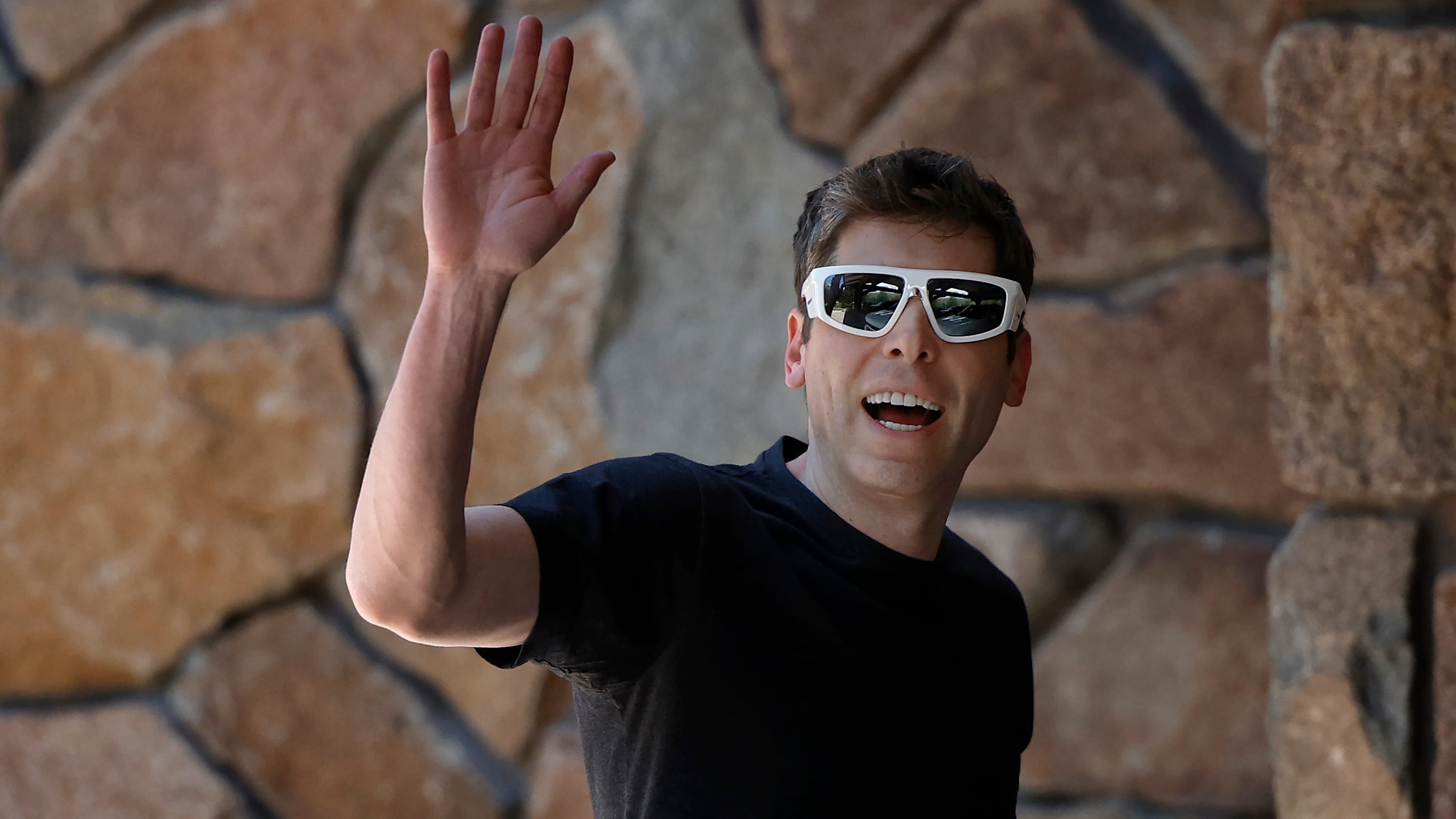 Sam Altman Takes Aim at Elon Musk’s Baby Mama in Legal Showdown