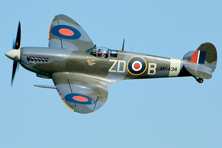 Two chances to see iconic Spitfire flypast in Nottinghamshire this ...
