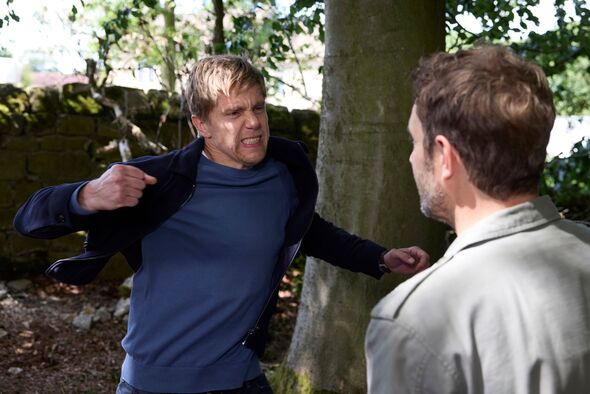 Emmerdale fans point out 'missing' detail which could prove Robert ...