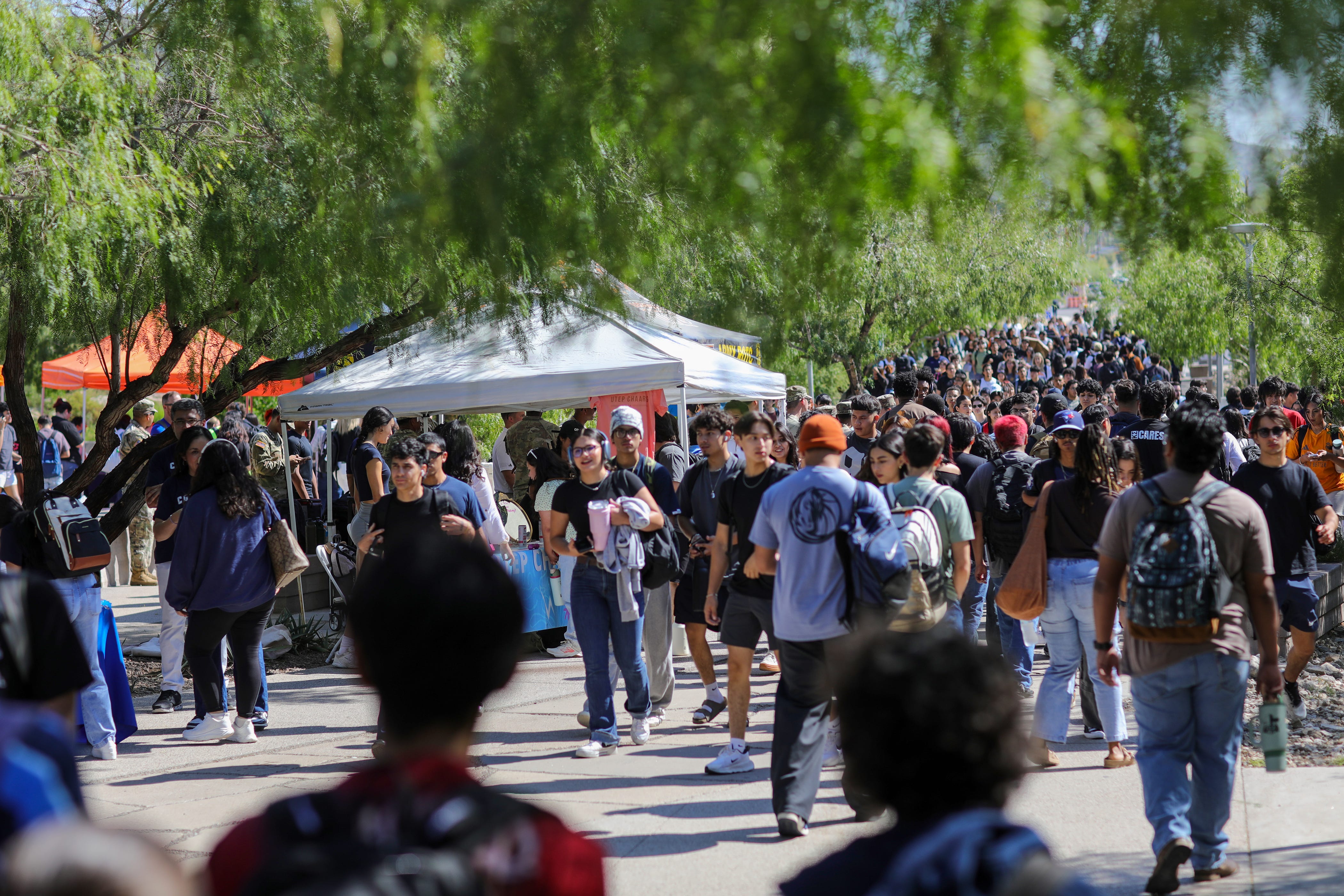 UTEP enrollment surpasses 26,000 students for first time