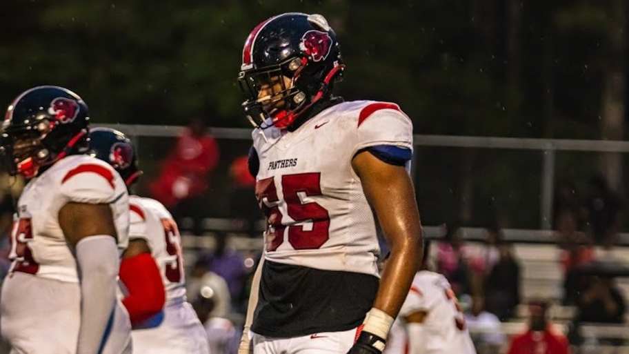 Alabama Extends Offer to Rising 2026 Tackle Prospect