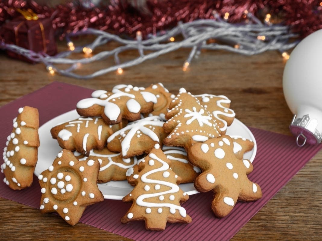 Learn To Bake Holiday Cookies, Other Seasonal Treats Via FCPS ACE