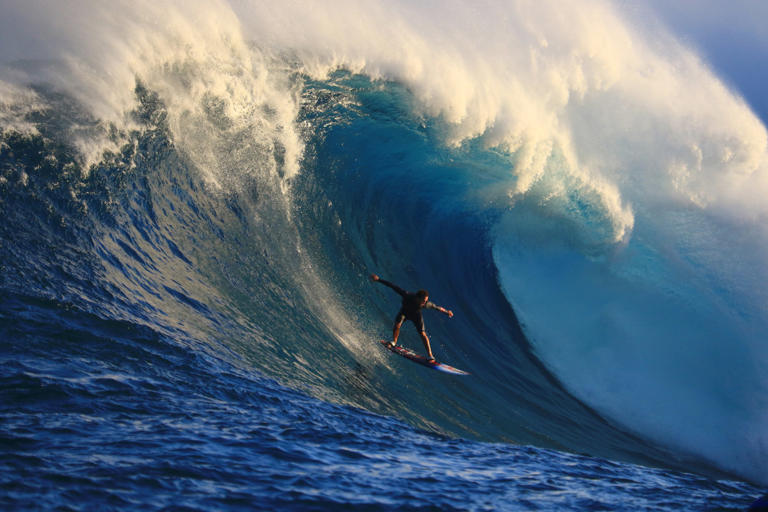 How Big-Wave Photographer Erik Aeder Captured History at Jaws