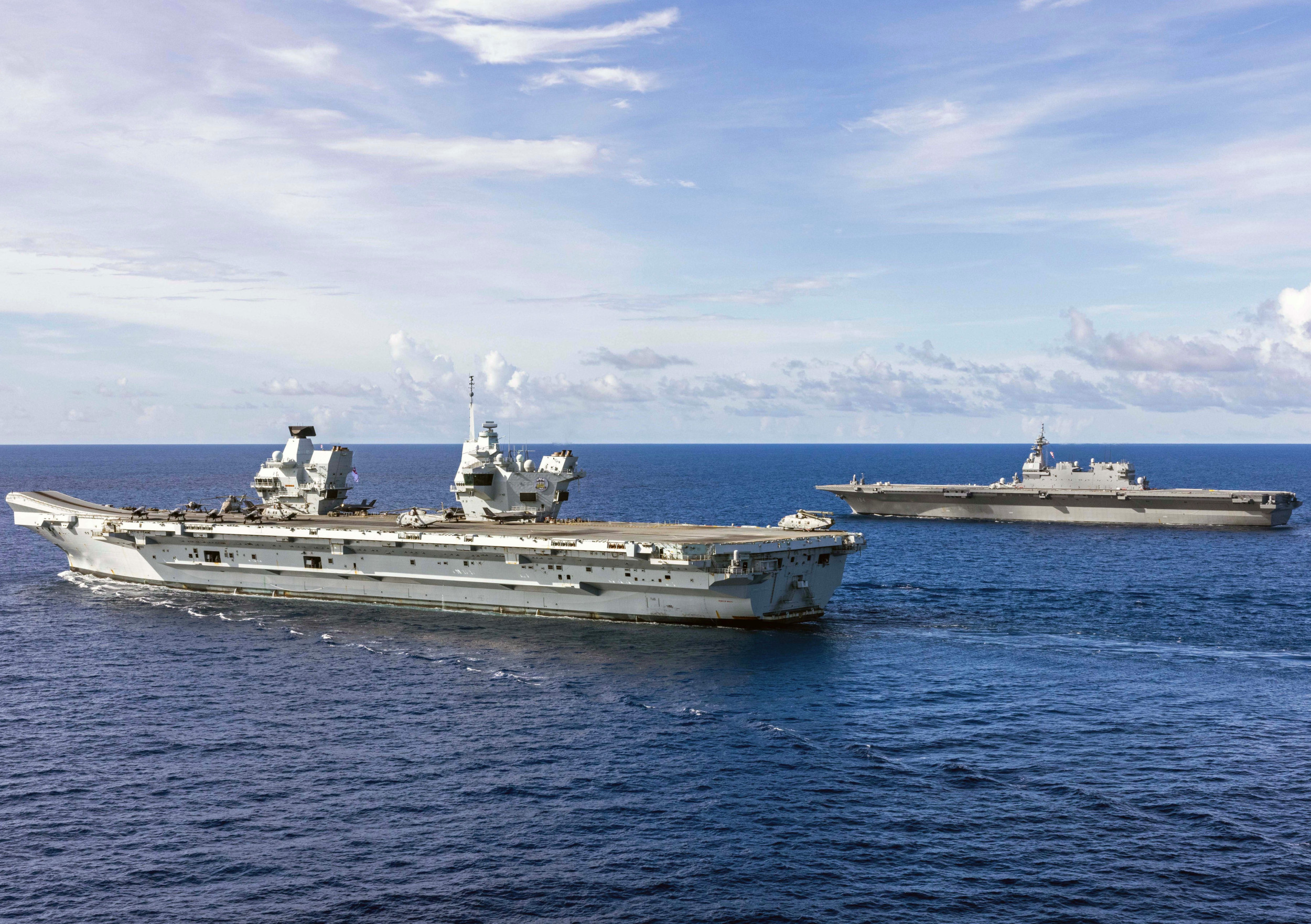 Photos show US allies' double carrier operations in West Pacific