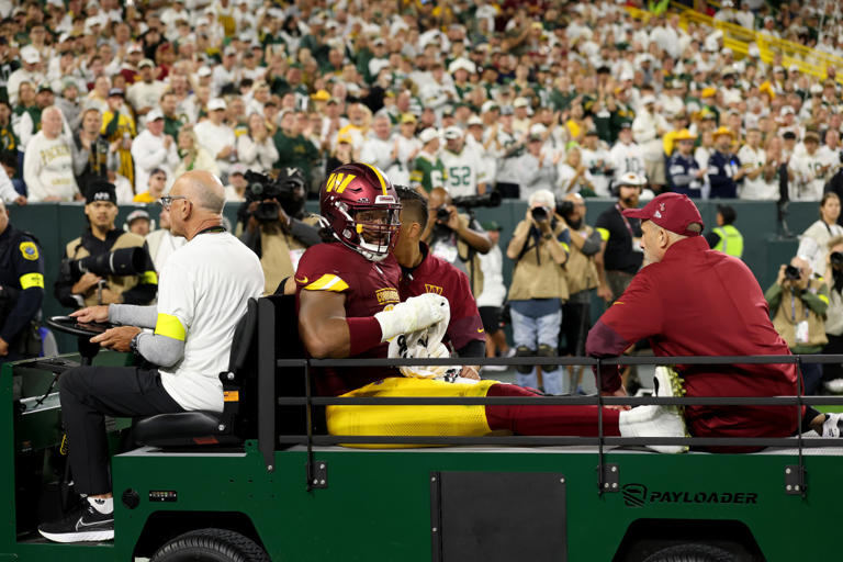 Washington Commanders Star Carted Off After 'Scary' On-Field Injury