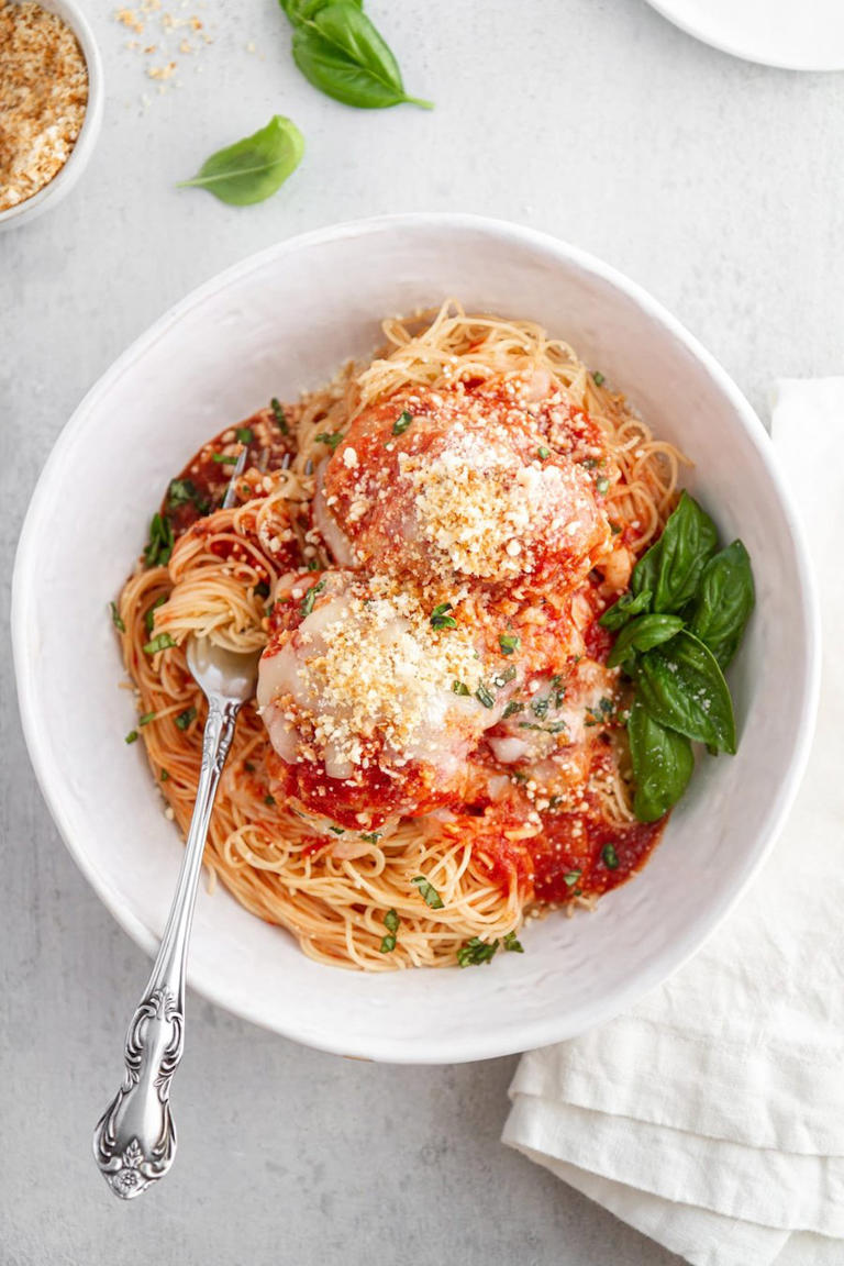 55 easy crockpot recipes to add to your family’s weekly meal rotation ...