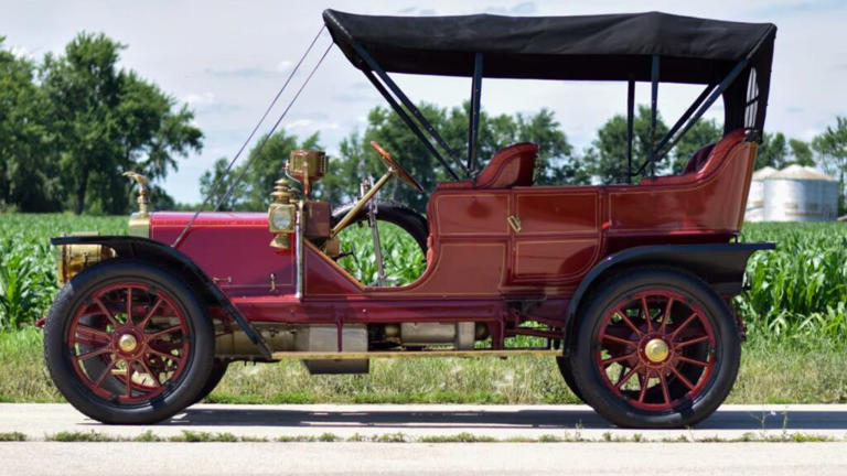 1906 American Tourist Designed by Harry Stutz to Cross Mecum Auction Block
