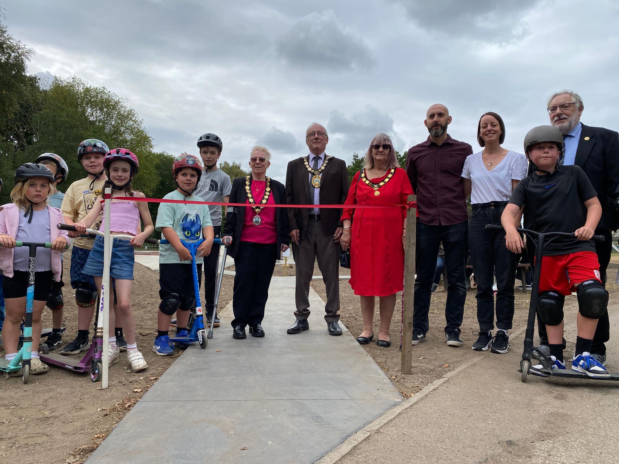 Council Chair opens wheely fun new Skate Park in Skellingthorpe
