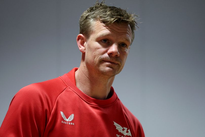 Tonight's rugby news as Dwayne Peel defiant and Welsh club sign player ...