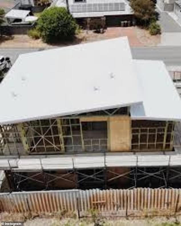 Aussie home building company collapses - leaving behind more than a ...