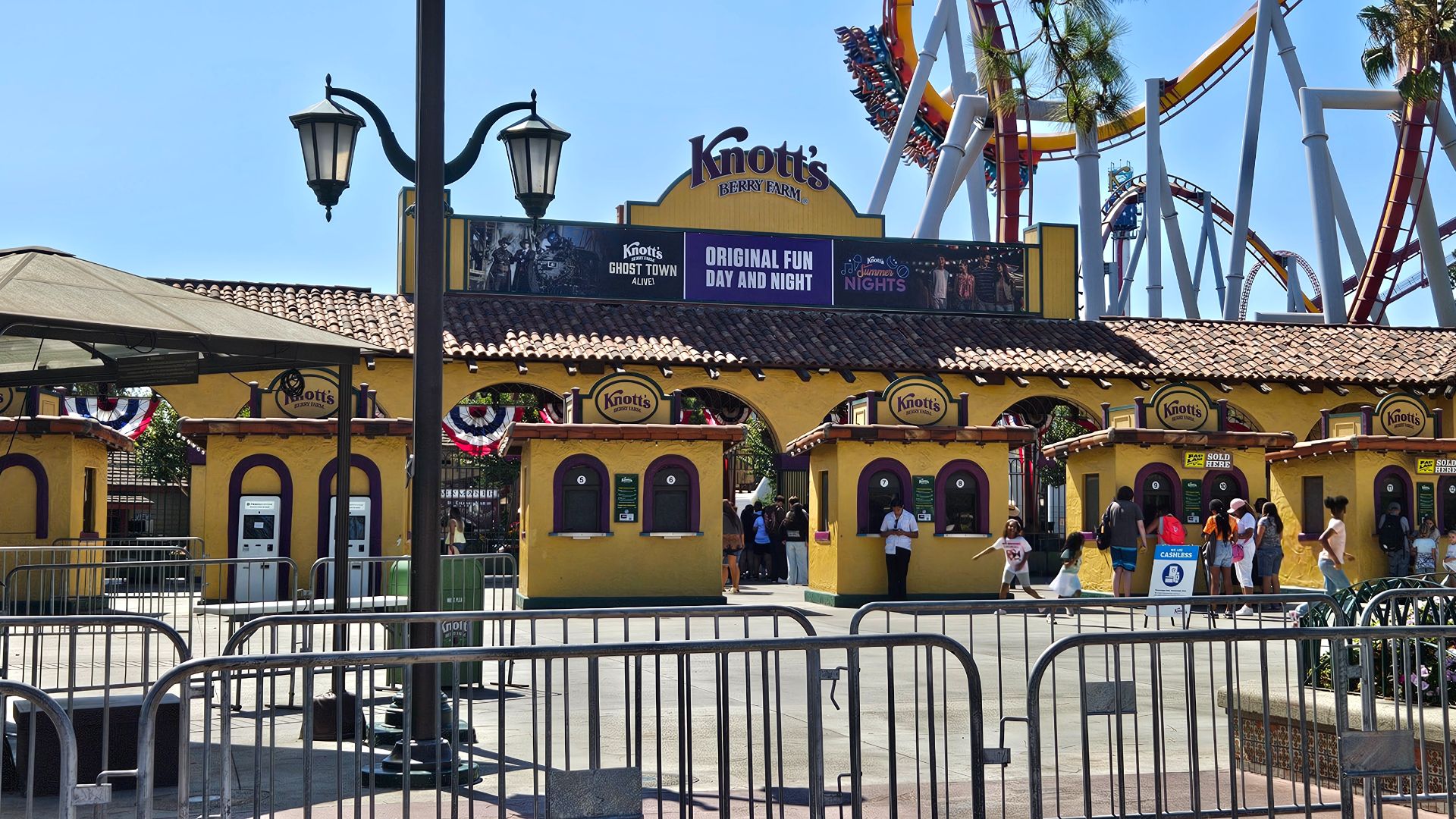 20 Exciting Things To Do At Knott's Berry Farm