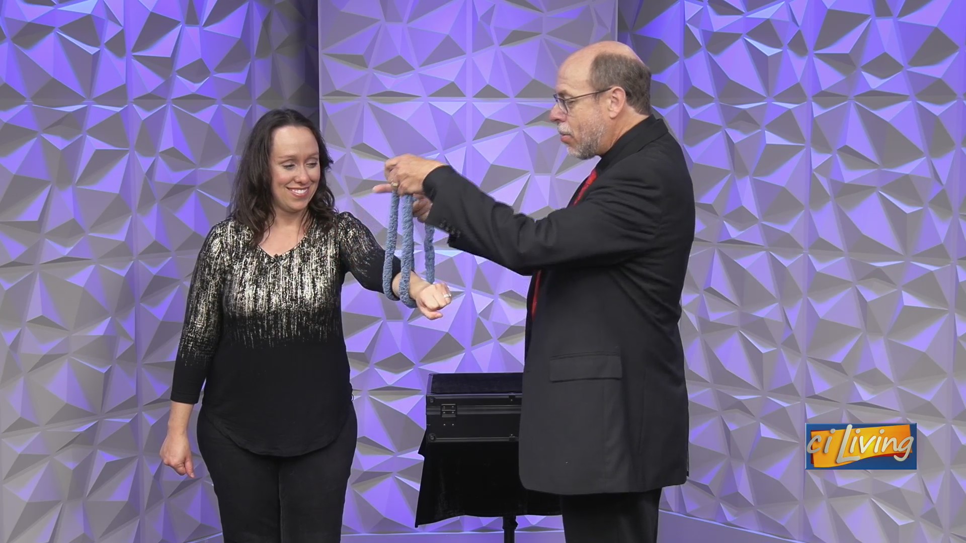 Amazing Magic Trick with String & Arm