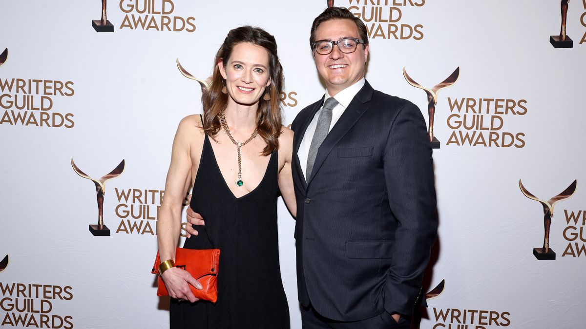 Chris Hayes announced he was leaving MSNBC due to wife's cancer diagnosis?