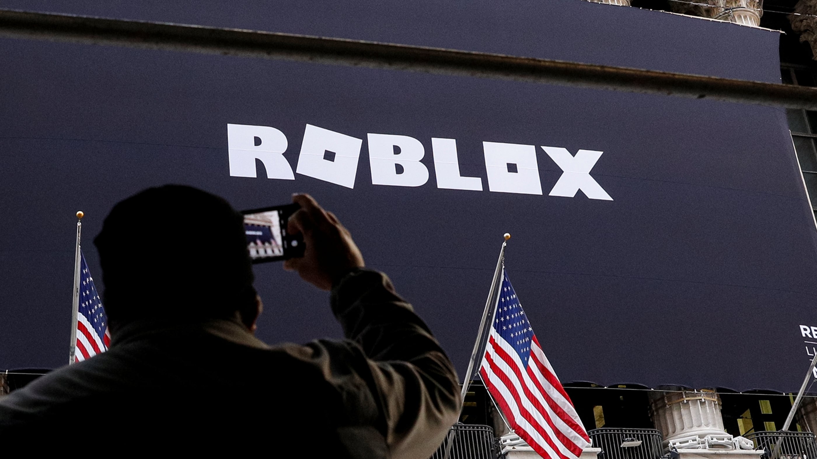 Roblox Sued After Abused Teen’s Suicide