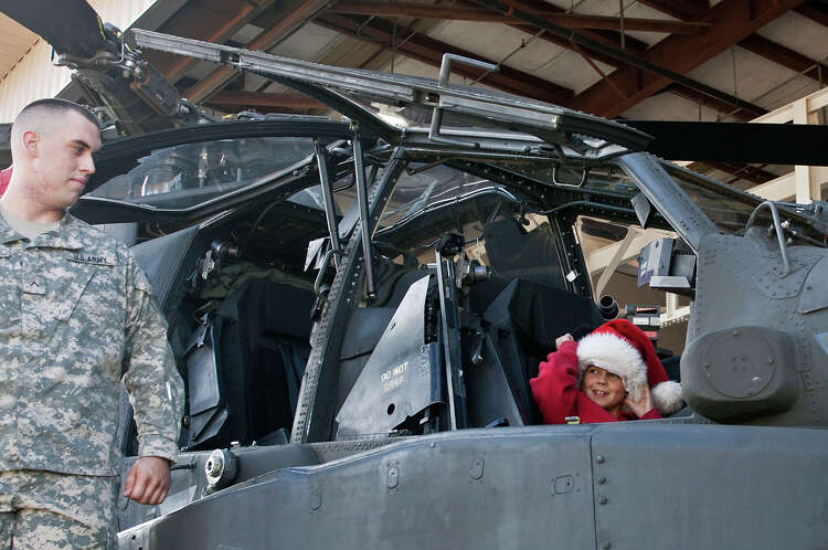 U.S. Army Reserve unit stationed at Conroe airport moving toward ...