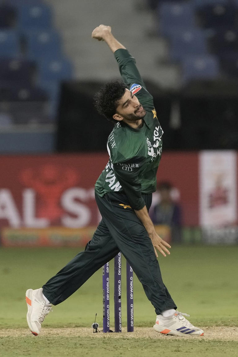 Pakistan begins Asia Cup with 93-run win over Oman