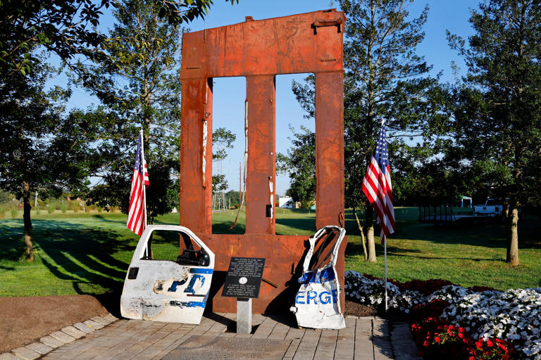 At a New Jersey golf course, an 18-ton slab of the World Trade Center ...