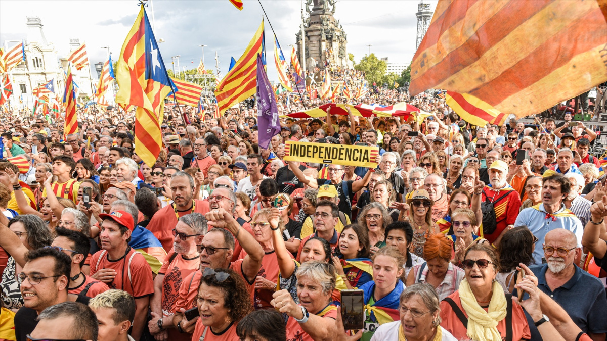 La movilización del independentismo por la Diada se sitúa justo por ...
