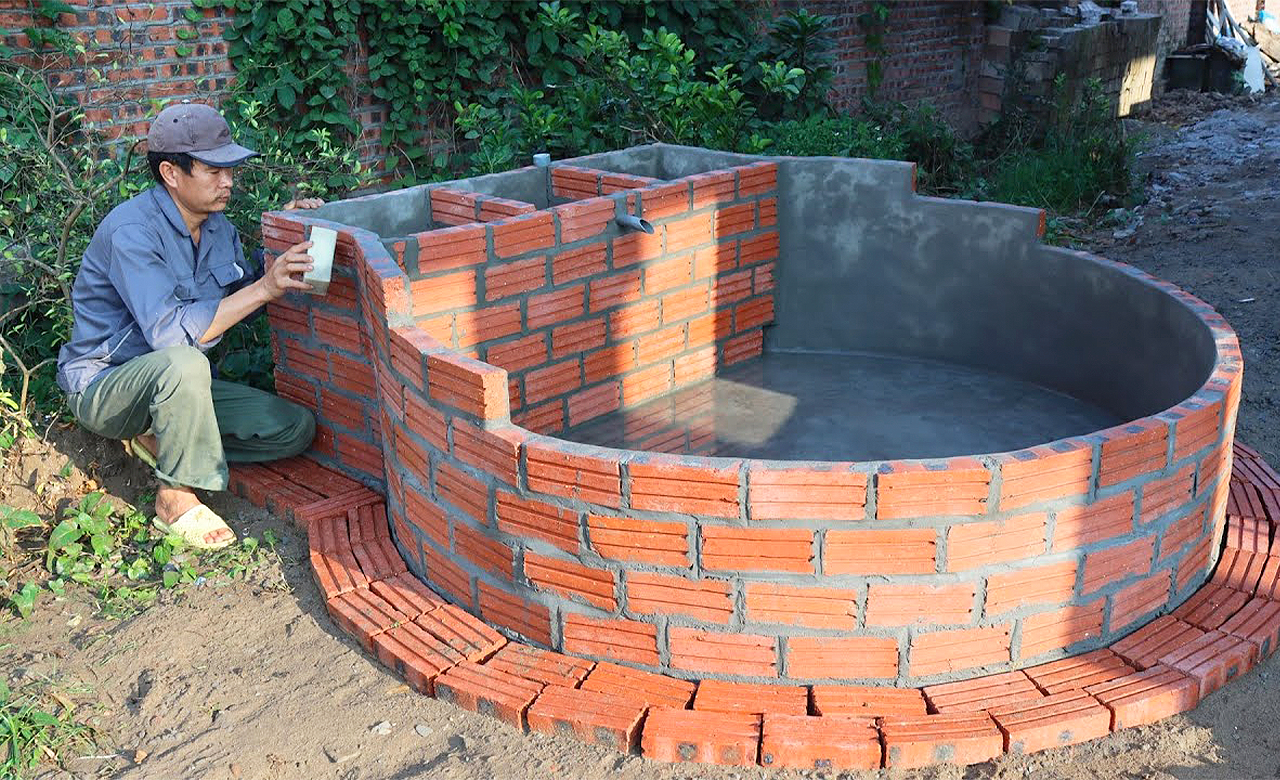 Unique aquarium design idea for your garden