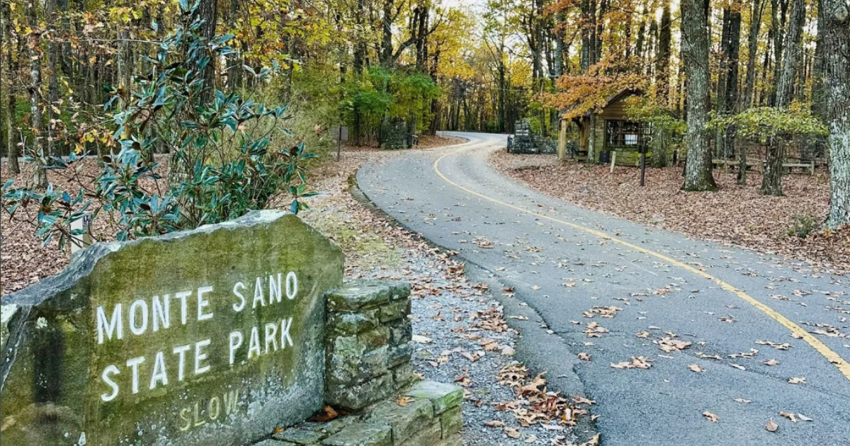 Monte Sano State Park Is Even More Magical in Autumn