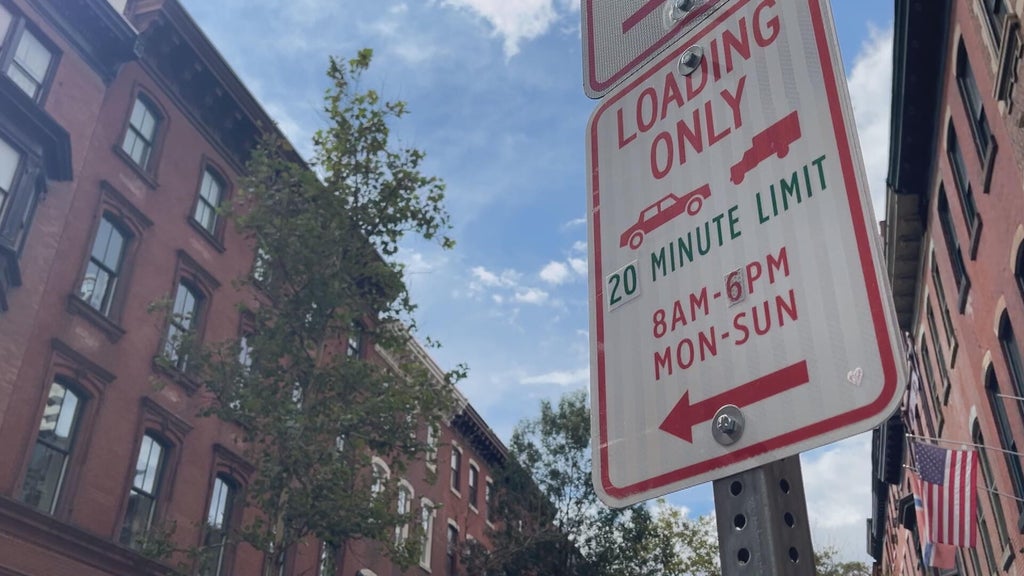 Philadelphia starts removing loading zones on Spruce and Pine streets after court order