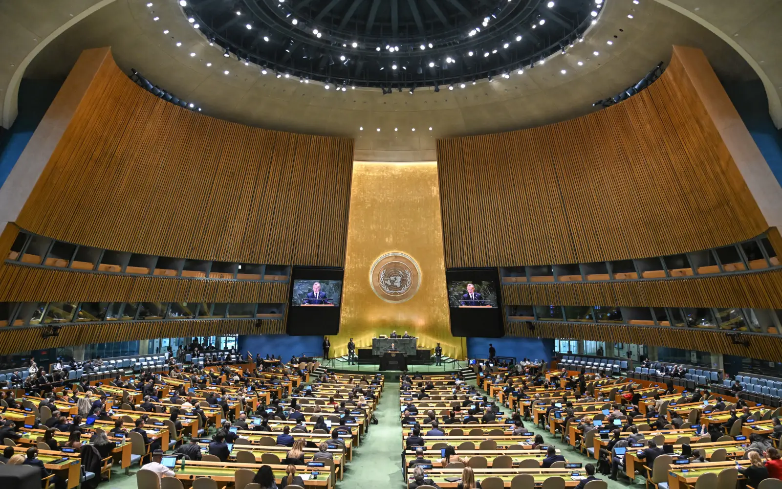 UN General Assembly votes for Hamas-free Palestinian state