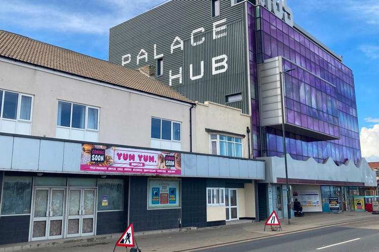 Twins to open 4th dessert and burger joint on Redcar seafront - selling ...