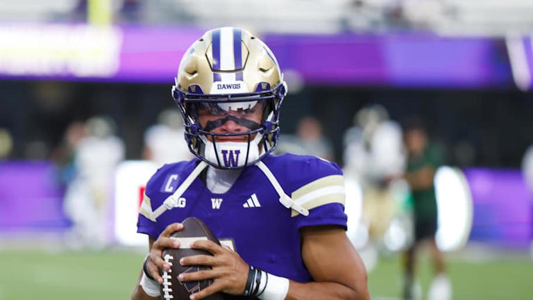 Demond Williams Jr. Week 1 grade: Huskies quarterback thrills with ...
