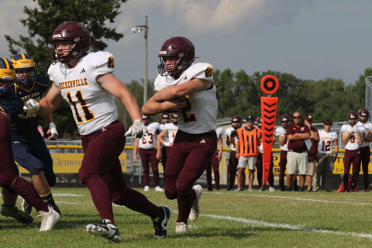 Deckerville football blanks Bad Axe 41-0 behind Salowitz's 3 TDs