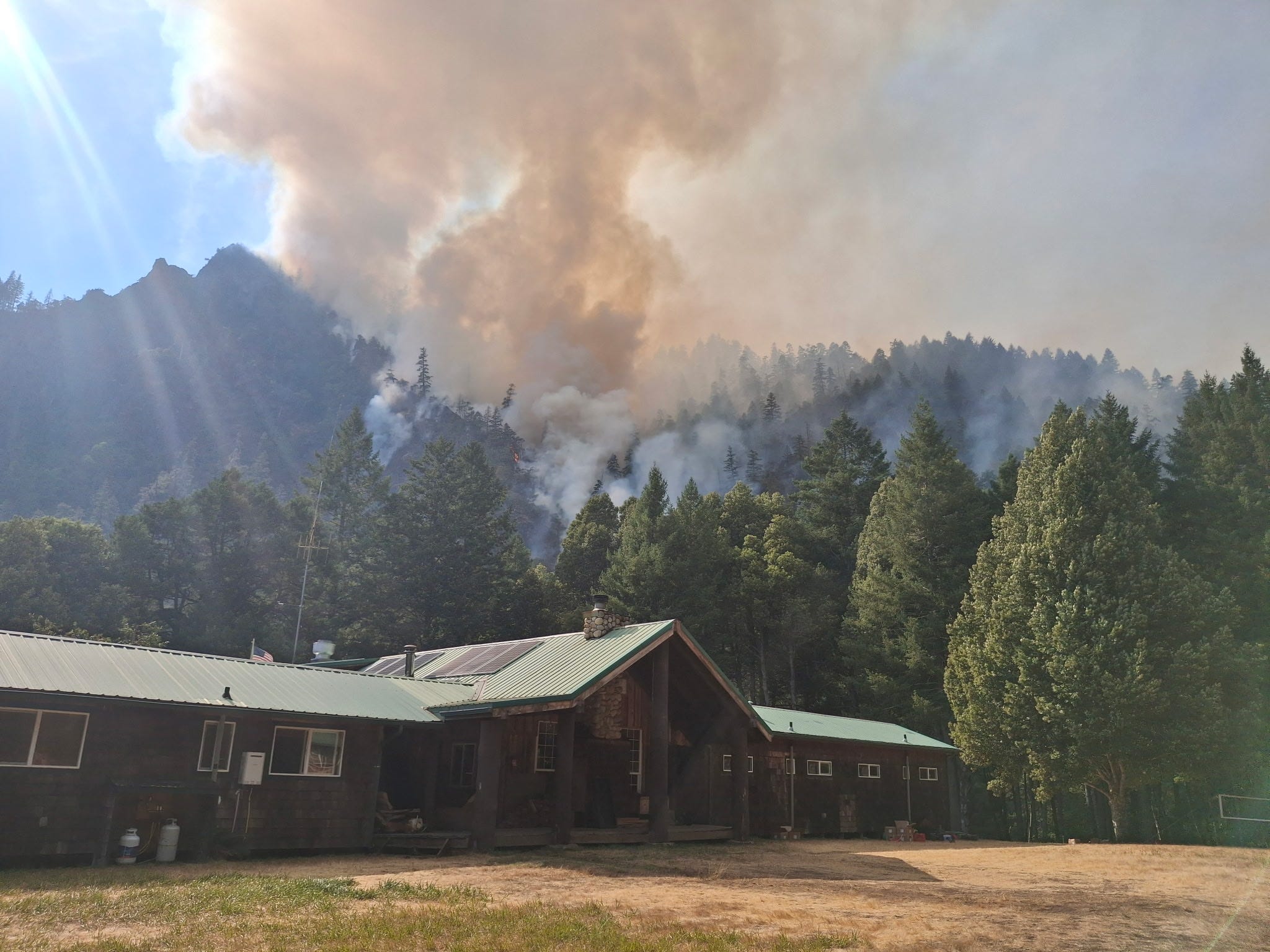 How iconic Half Moon Bar Lodge survived Rogue River wildfires