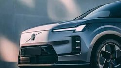 Volvo EX60 Siap Pecahkan Rekor Jarak Tempuh Global: Kombinasi Baterai ...