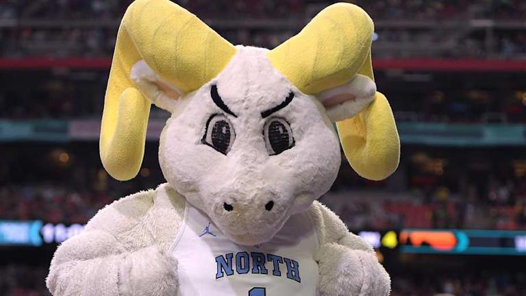 UNC Women's Volleyball picks up monumental sweep over No. 11-ranked Florida