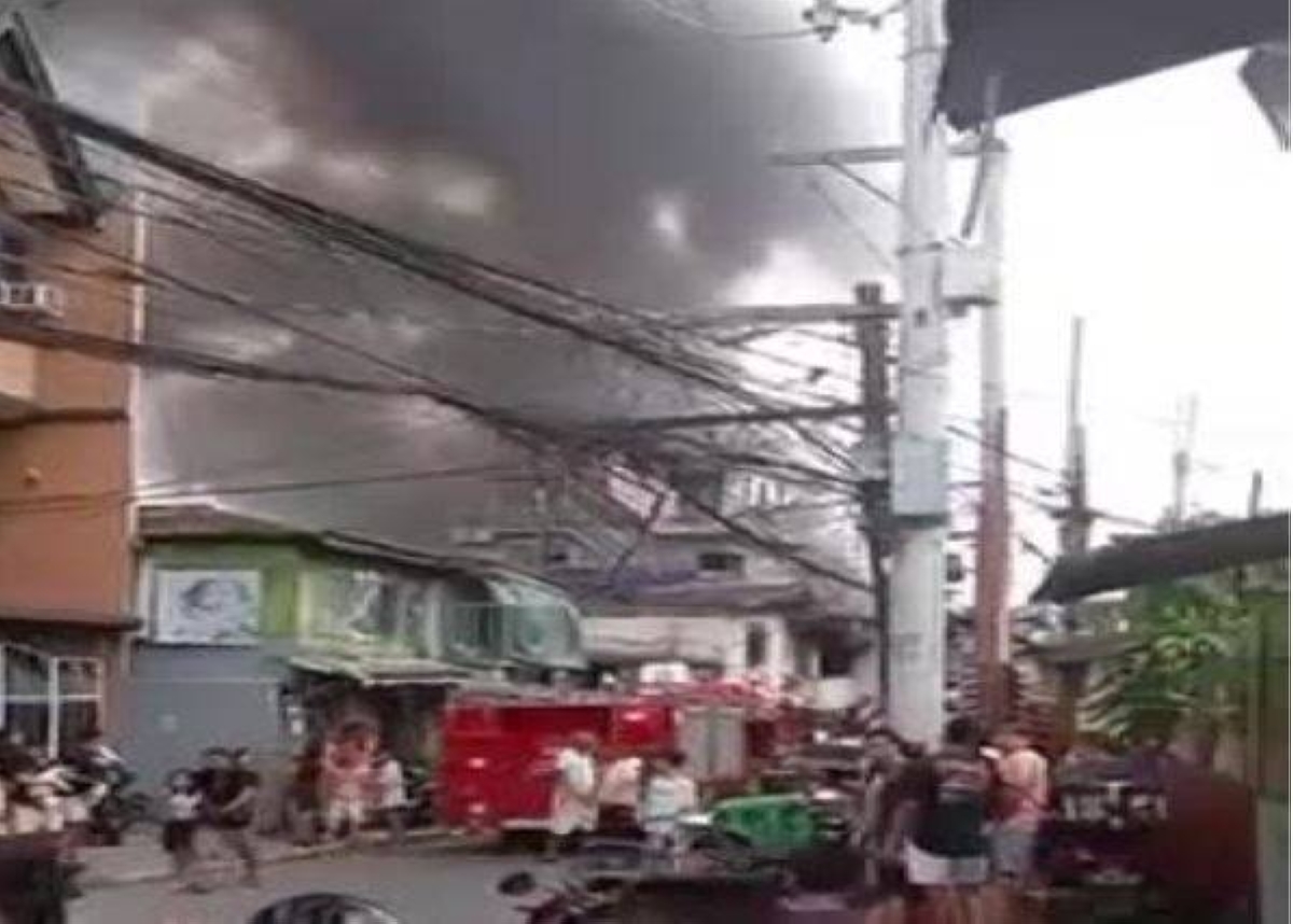 Fire breaks out in Marikina
