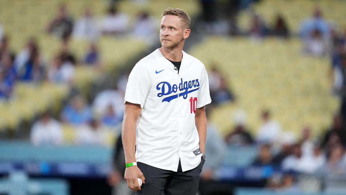 Kings’ Corey Perry injured in on-ice incident