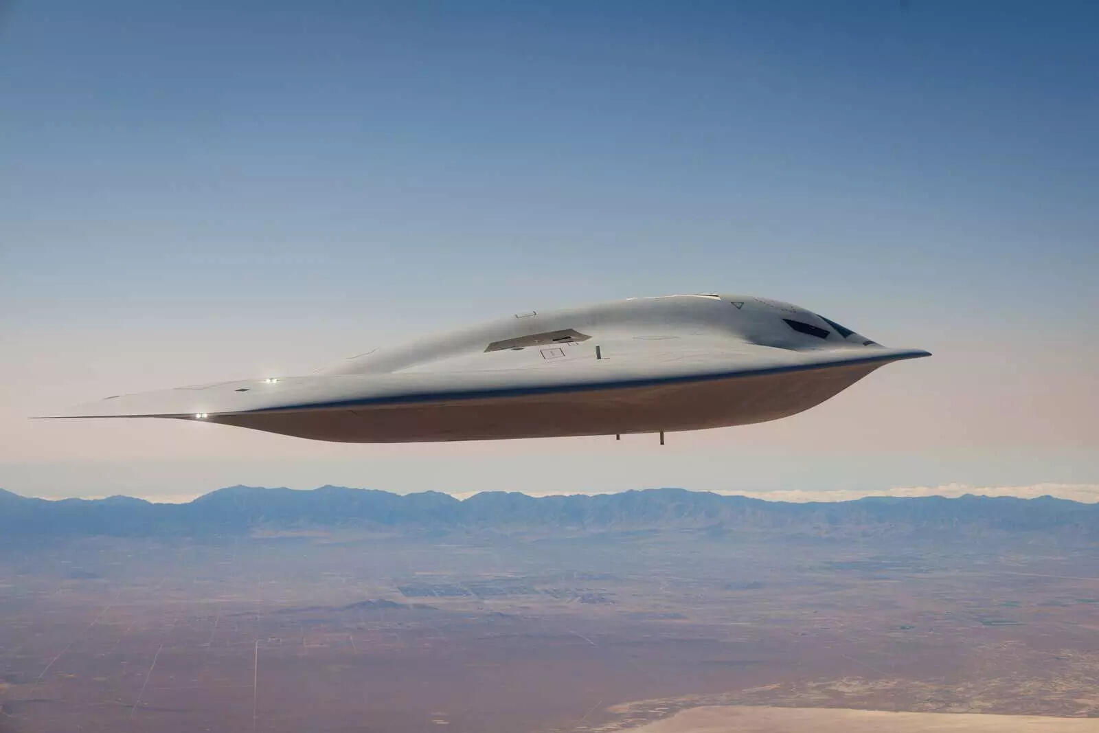 US Air Force has two B-21 Raider stealth bombers in the air as it moves ...