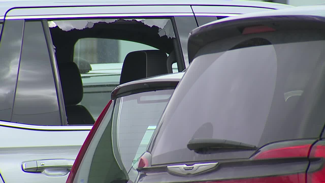 Crime spree at RTD Park-N-Ride lot near DIA has drivers furious over ...