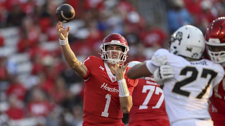 Houston Cougars Lead Colorado Buffaloes After Exciting First Half