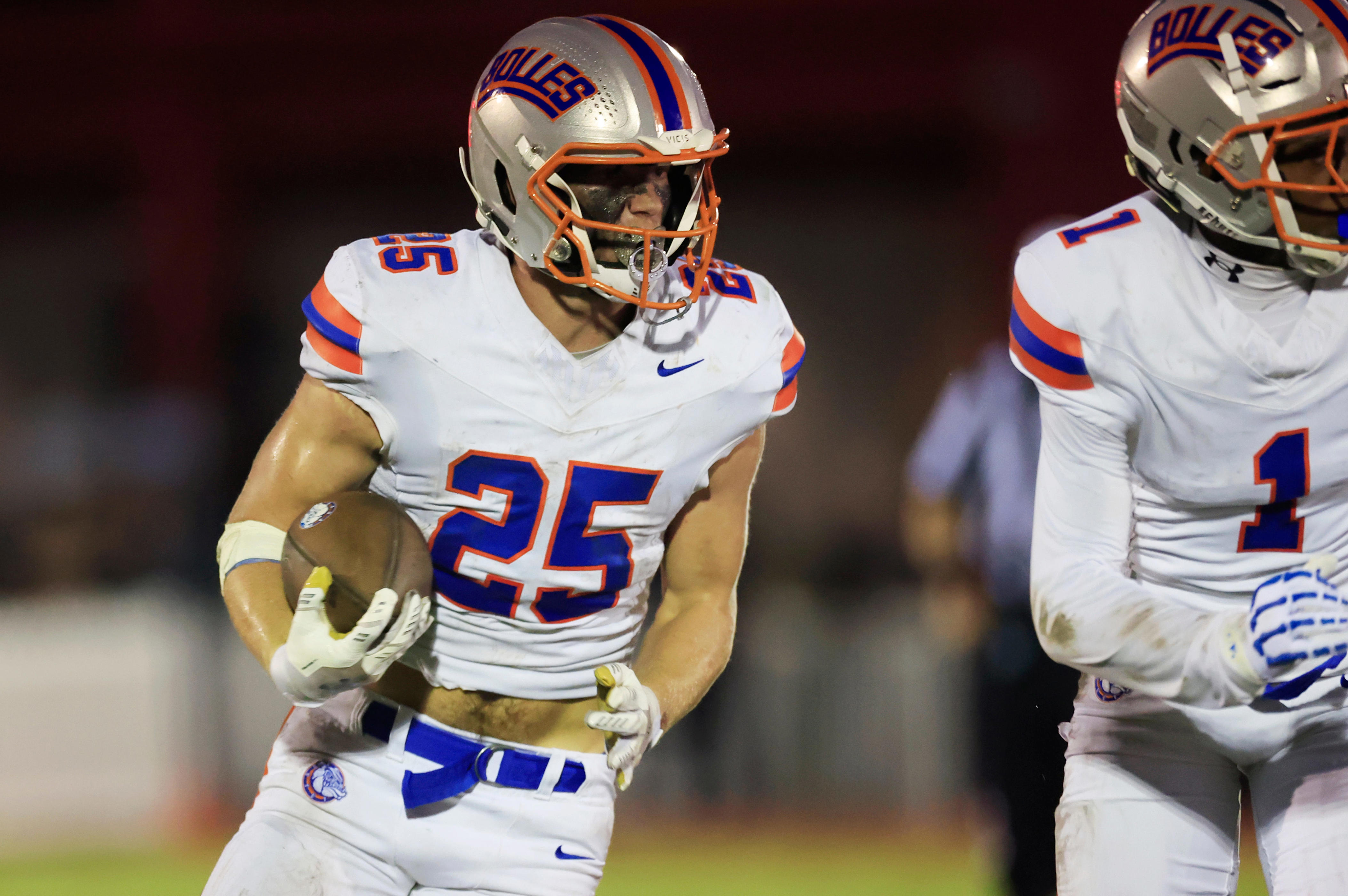 Xander Edwards shattered high school football records. Inside Bolles RB ...