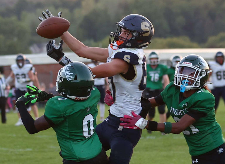 With banged-up backfield, Skaneateles football powers past Bishop ...