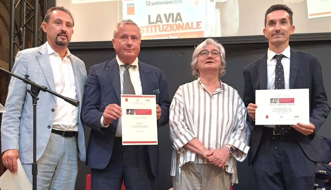 Premiato il sindaco Gozzoli: "Ho svolto il mio dovere"