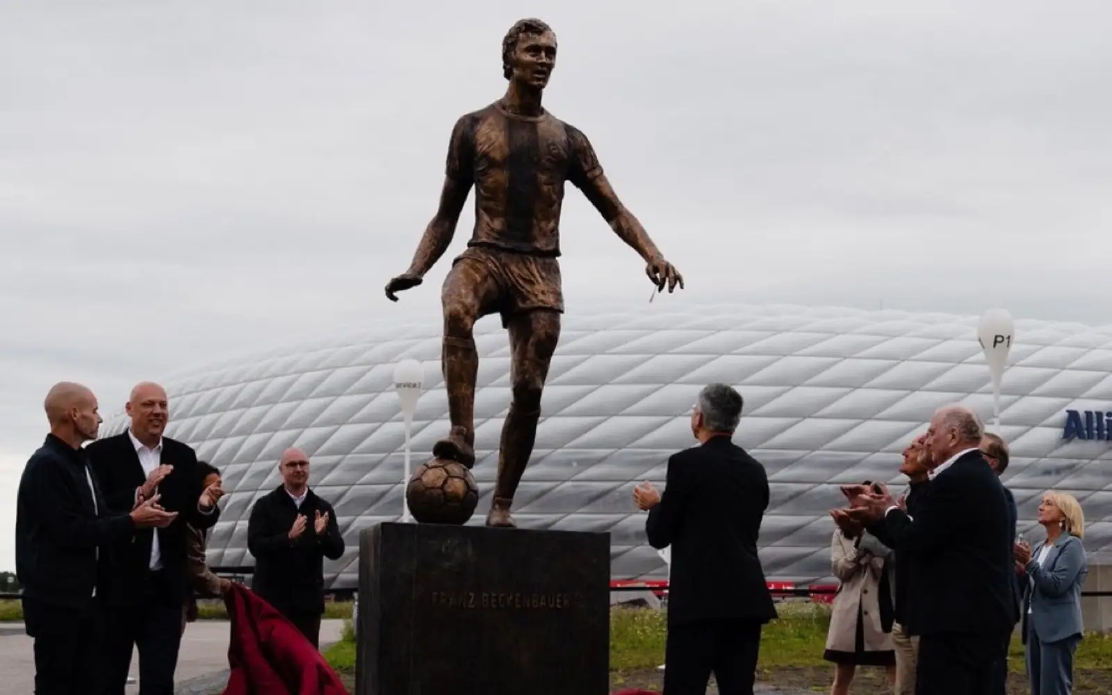 Beckenbauer statue unveiled outside Bayern’s Allianz Arena