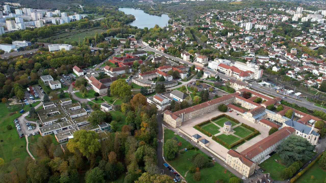 Dijon : le CH La Chartreuse au cœur des Semaines d’Information sur la ...