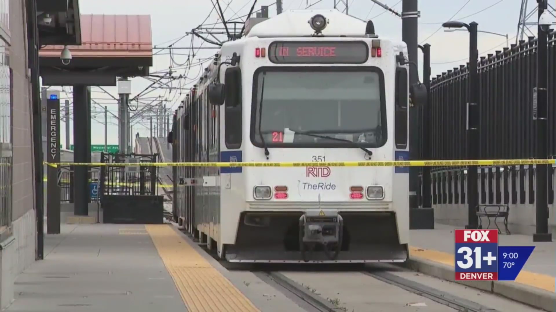 1 stabbed aboard RTD light rail, suspect in custody: Sheriff's office