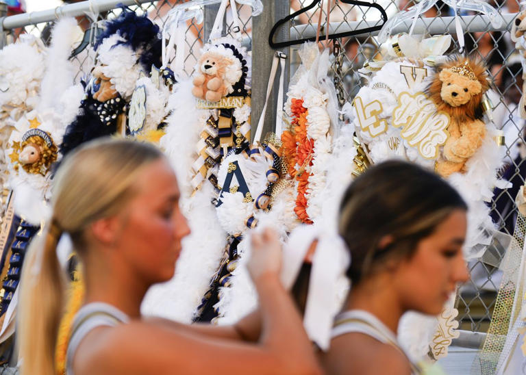 How Giant Homecoming Mums Became a Texas High School Tradition