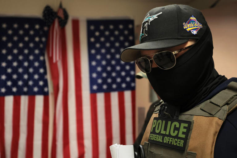 California passes bill to stop ICE and other law enforcement from ...